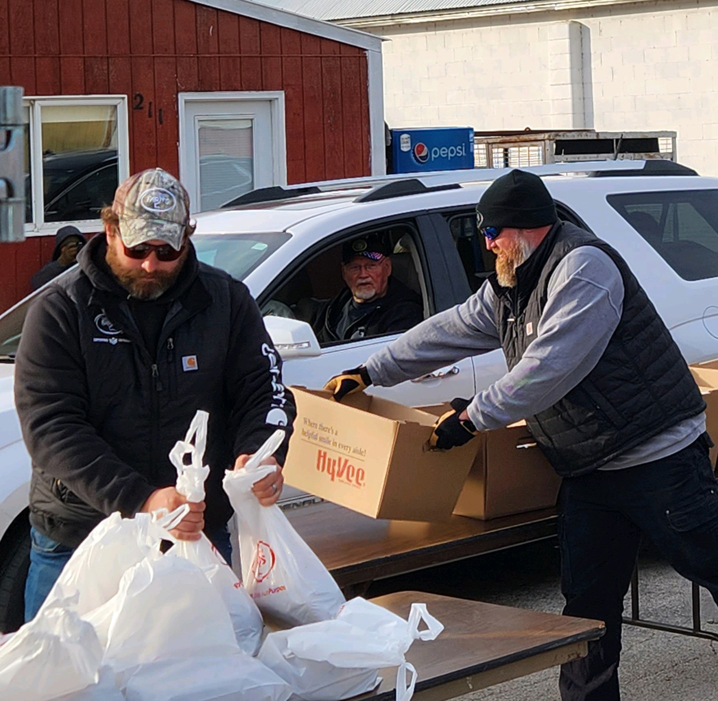 Over 500 Hams Donated to Hunting with Heroes on Veteran’s Day ...